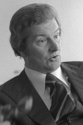 NA DANAŠNJI DAN: Janus Pannonius, Mark Twain, Gustav Janeček, Frano ...