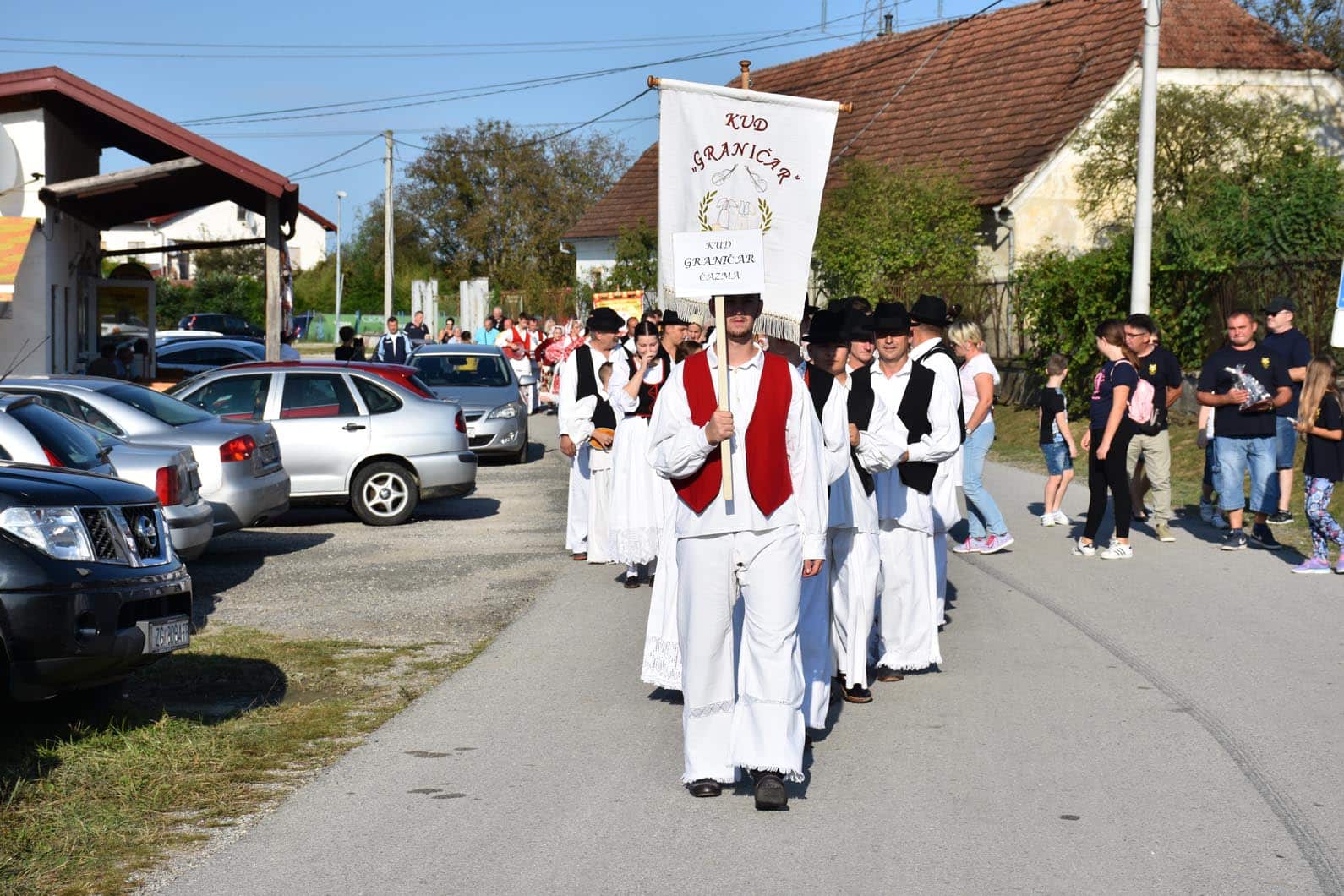 VIDEO I FOTO: Folklorna baština posavskoga kraja čuva se kroz ...