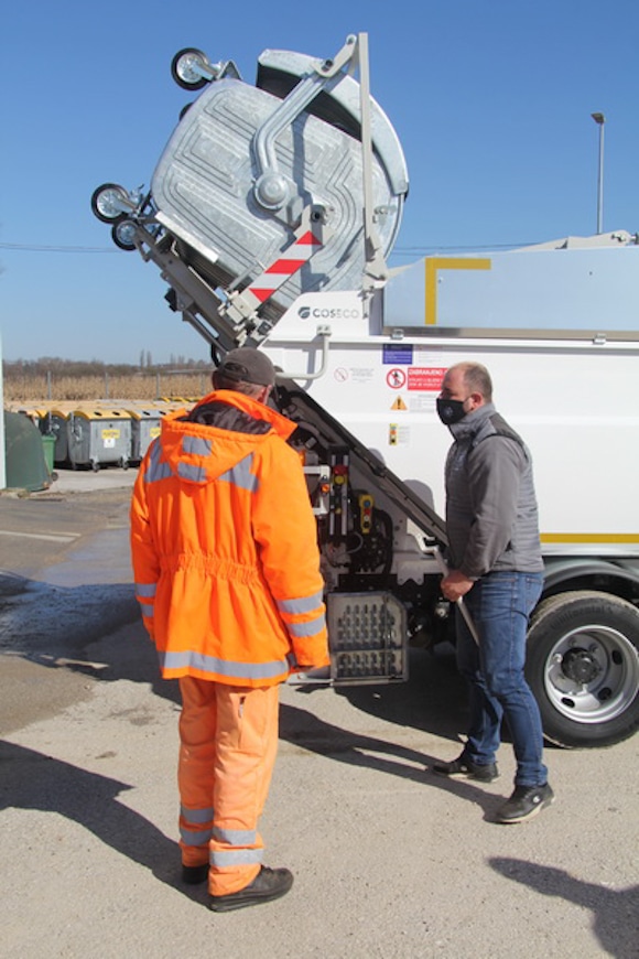 FOTO: DKPC-a modernizirao vozni park | 01Portal