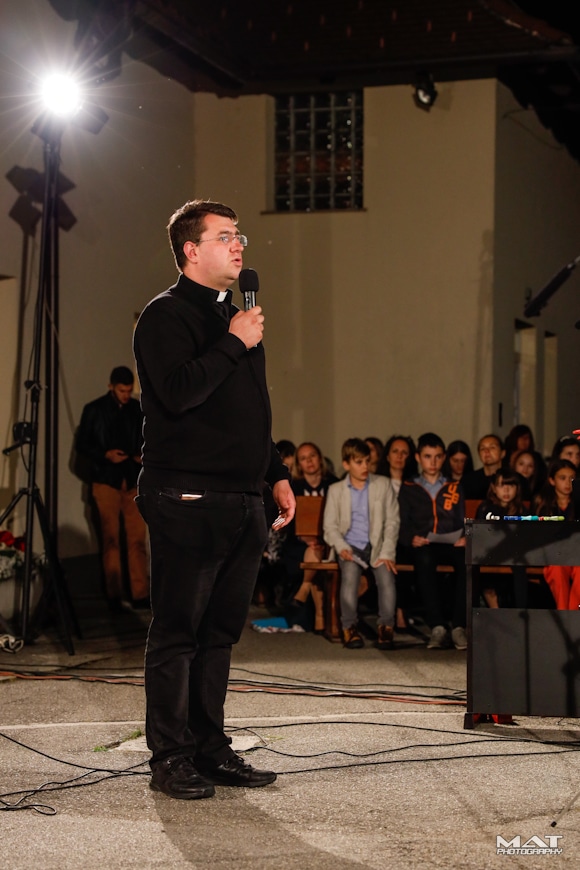 FOTO: Deset godina programa "Svetom Duhu na čast" | 01Portal