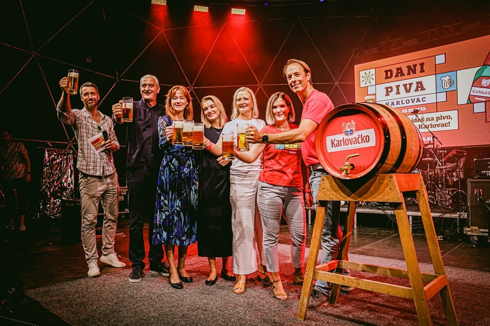 FOTO: Dani piva privukli desetke tisuća posjetitelja | 01Portal