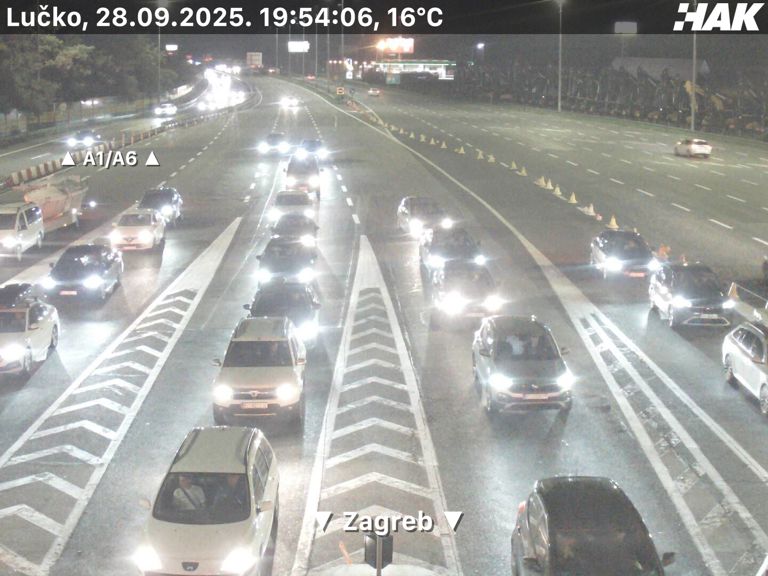Kolone na autocestama i zabrane na Jadranskoj magistrali zbog jakog vjetra | 01Portal