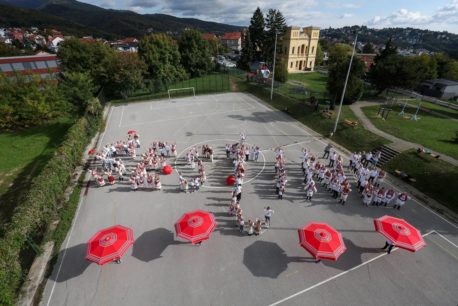 HSPD Sljeme-Šestine slavi 130 godina: Šime Strikoman snimio milenijsku ...