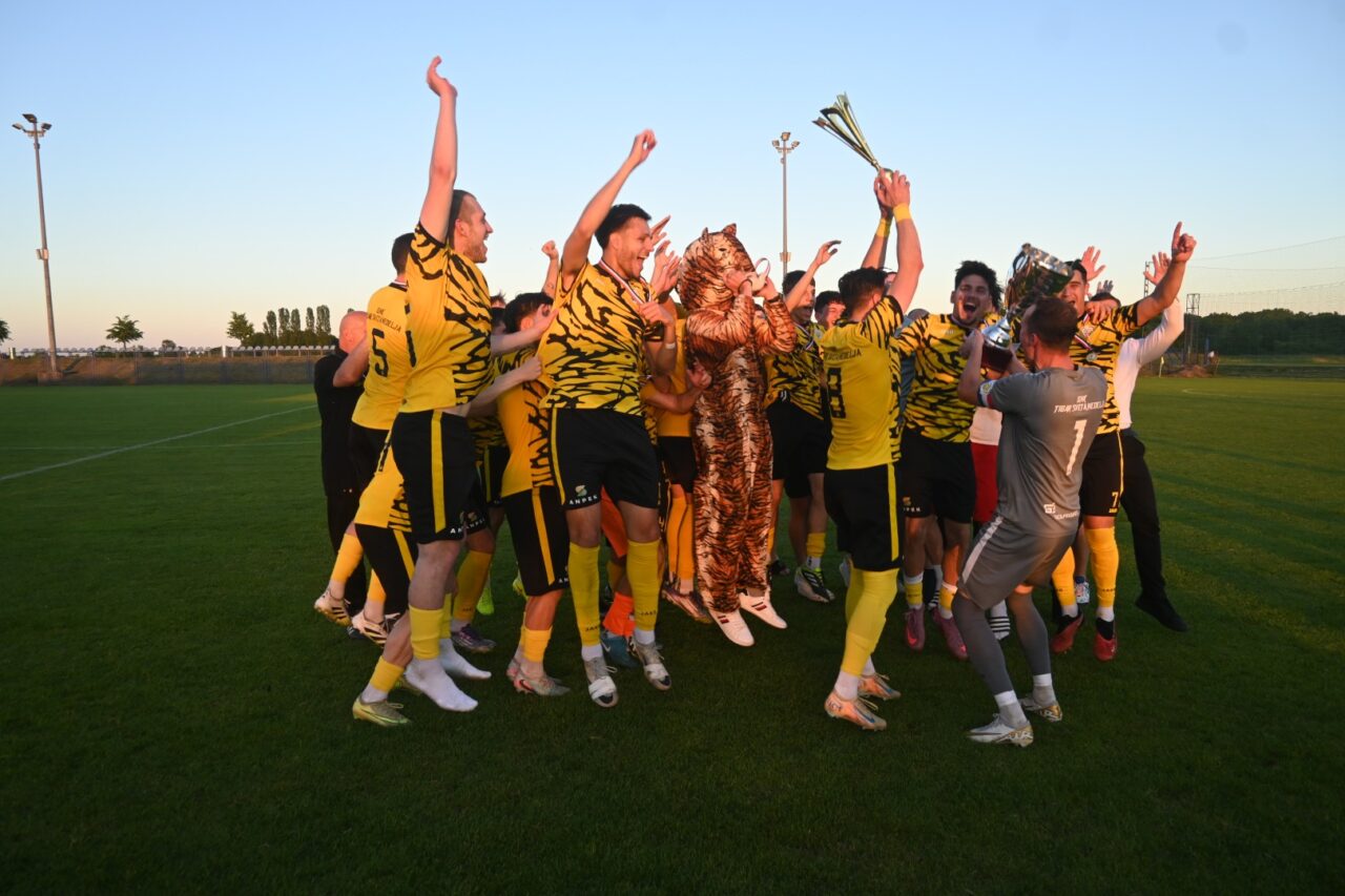 FOTO GNK Tigar Sveta Nedelja osvajač županijskog Kupa | 01Portal
